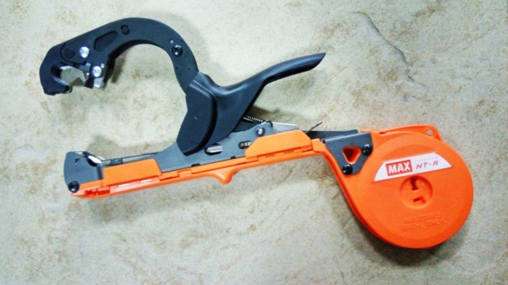 MAX Tapener HT-R2 Plant Tie Machine, Large - MAX Tapener